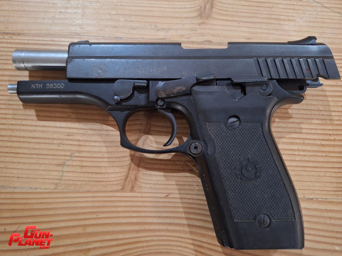 Gun Planet | Taurus PT 945