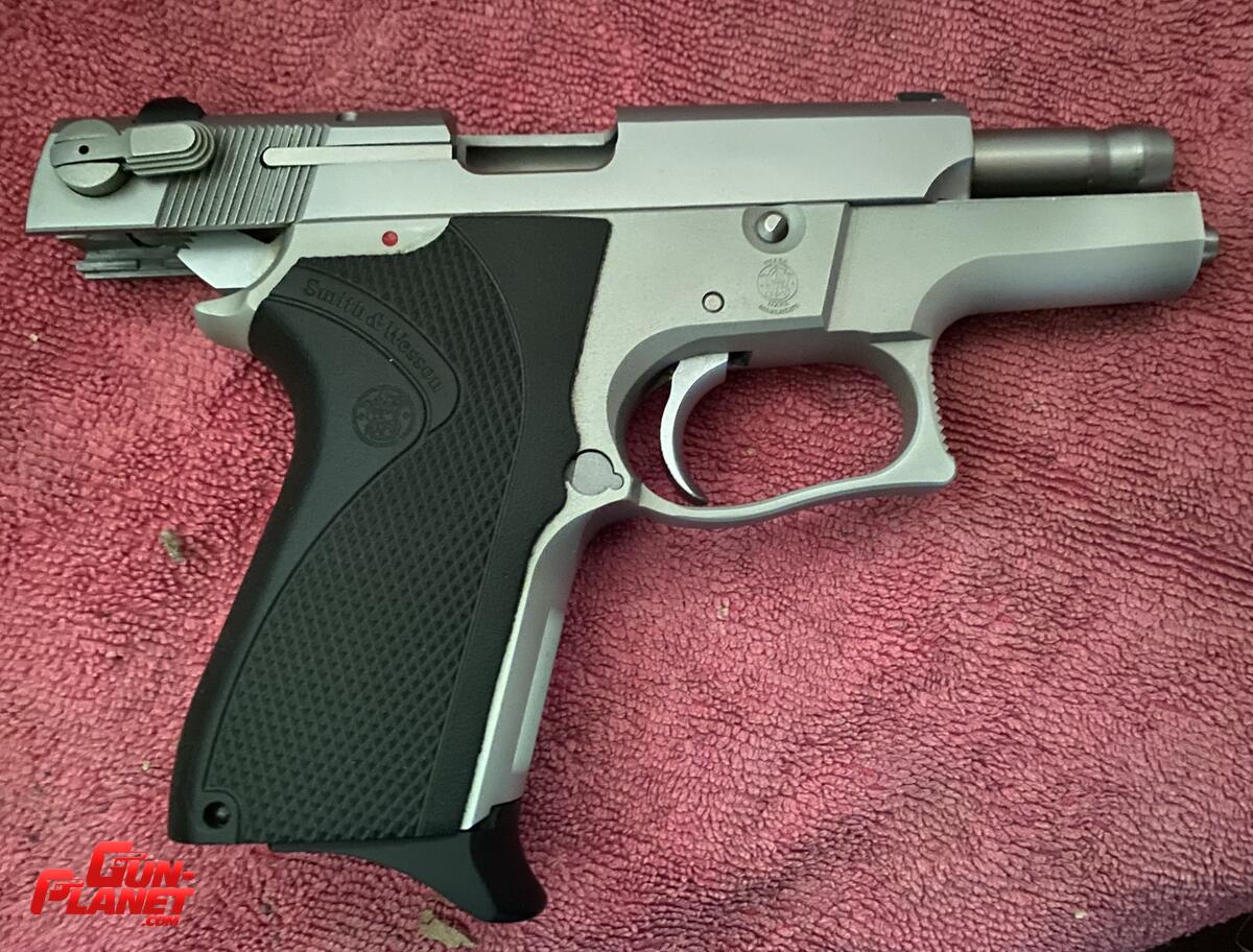 Gun Planet | Smith & Wesson 6906